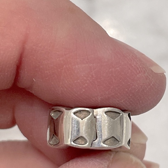Chamilia | Jewelry | Authentic Chamilia Silver Stopper Bead | Poshmark